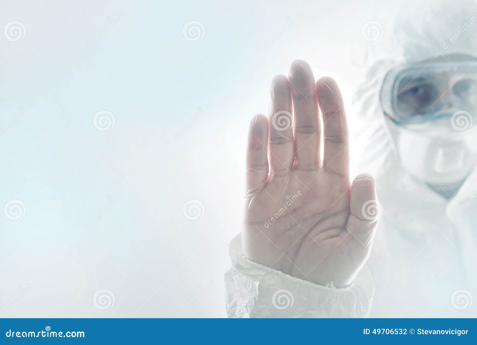 Scientifique Chimique Showing Stop Sign Photo stock - Image du travail ...