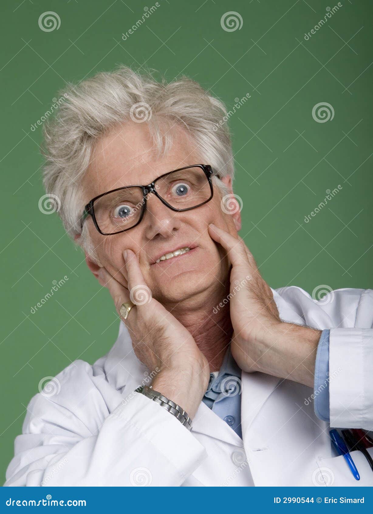 Scientifique fou photo stock. Image du employé, intellectuel - 2990544