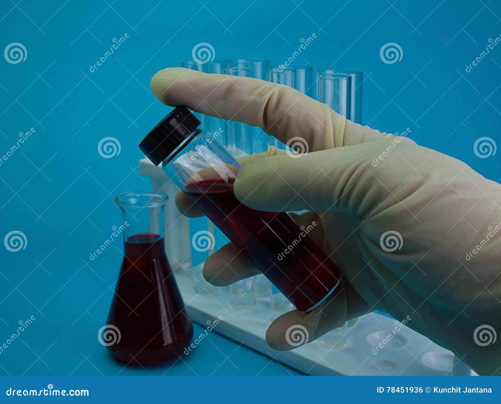Scientist Hand Experimentation ,laboratory Test Tube Stock Photo ...