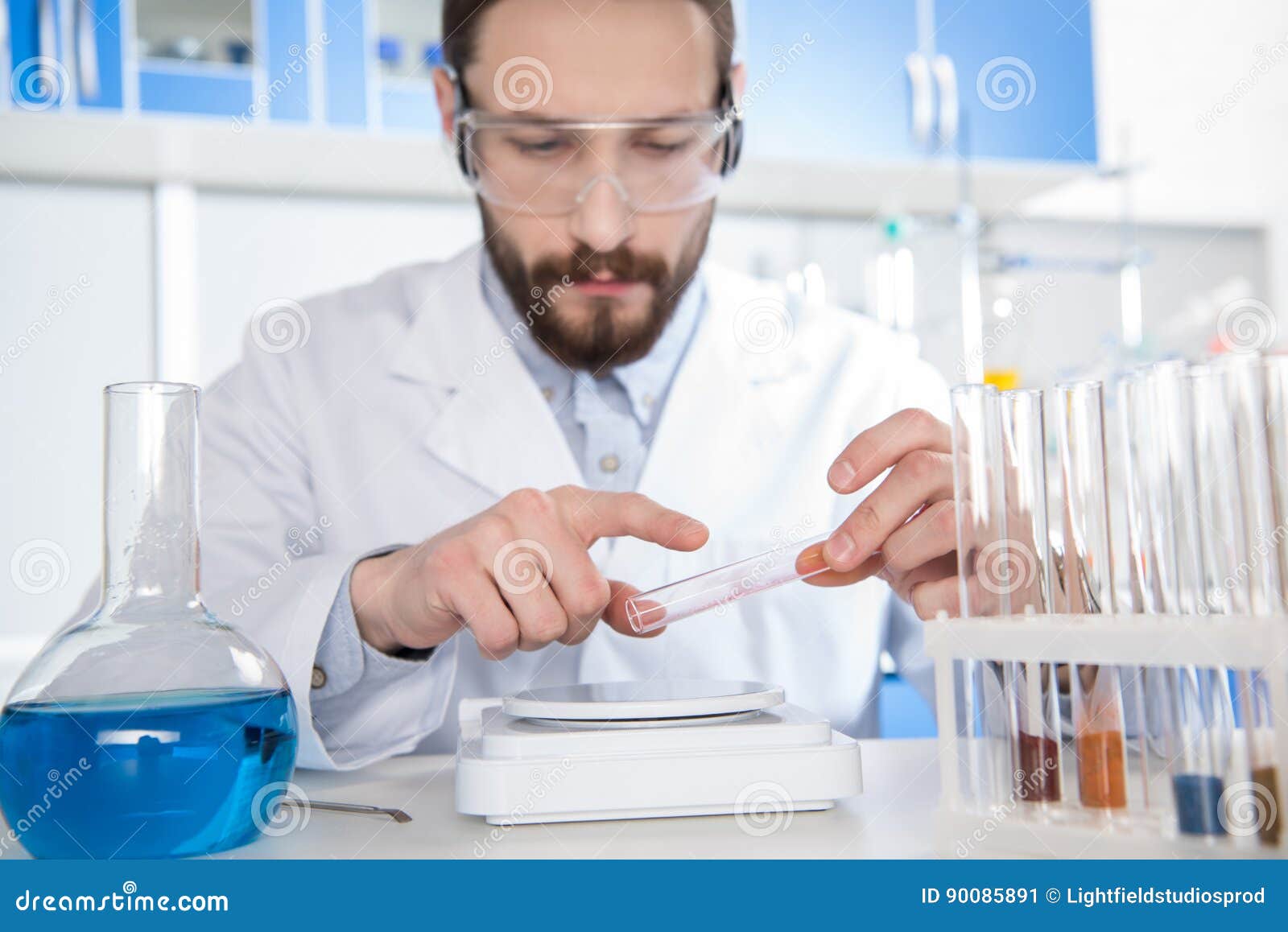 Scientist Making Experiment Stock Image - Image of professional, making ...
