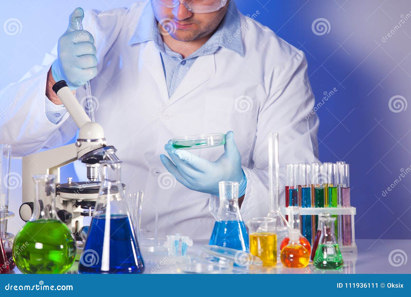 Scientist at the work stock image. Image of genetics - 111936111