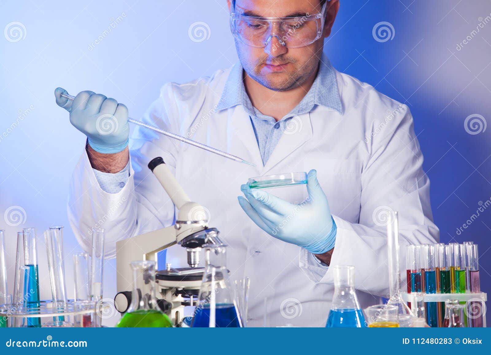 Scientist at the work stock image. Image of microbiology - 112480283