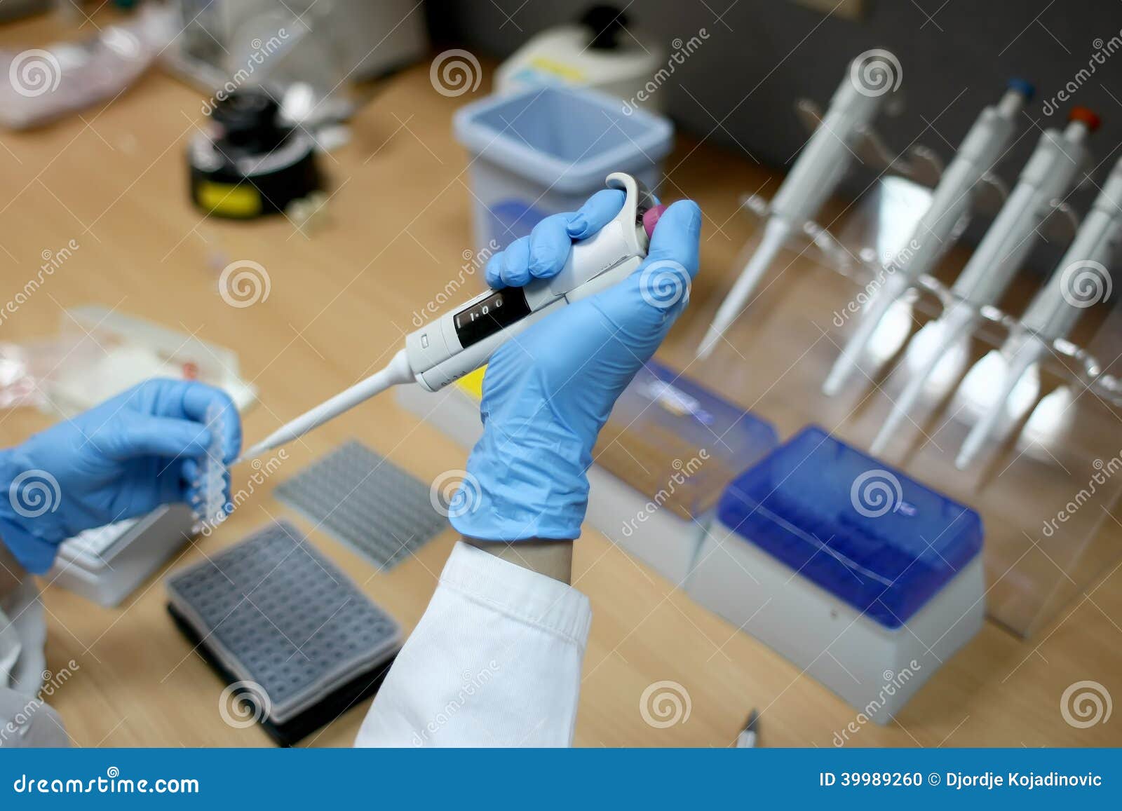 Scientist Working With Chemical Reaction In Chemistry Laboratory. Close ...