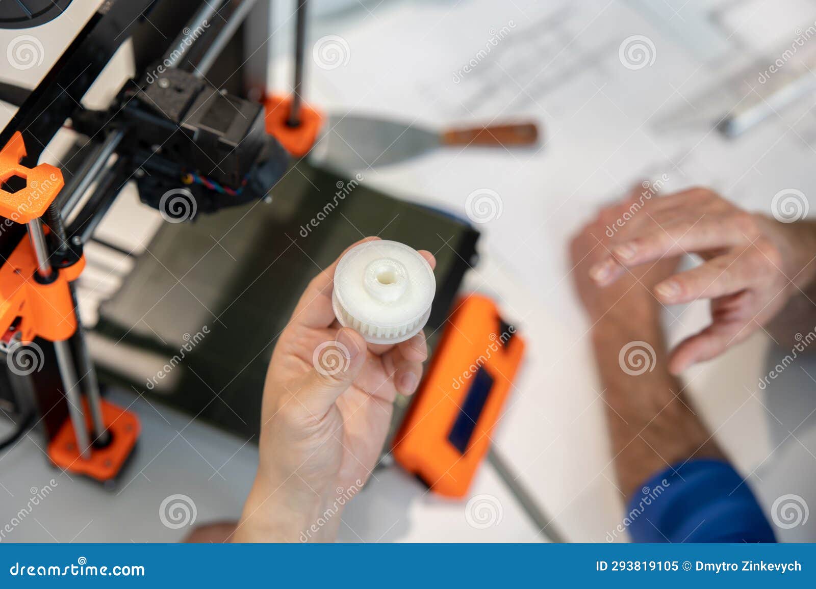 Scientists Involved in Setting Up and Developing 3D Printers in the ...