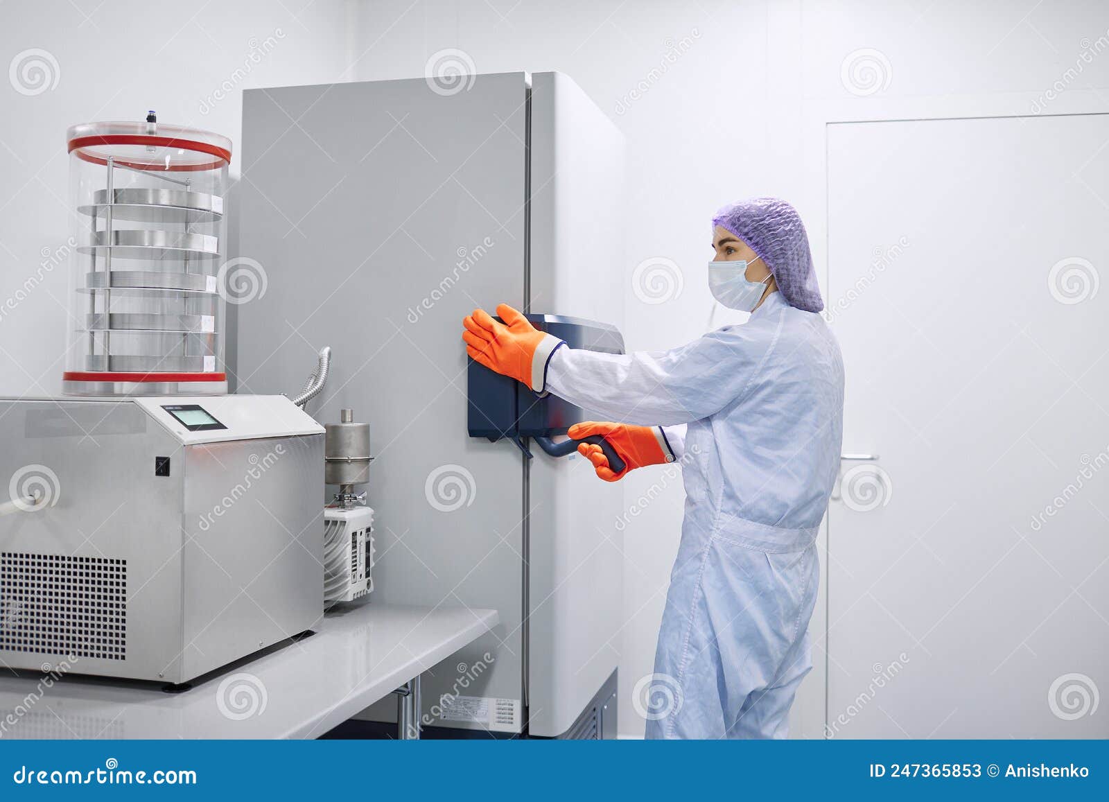 Scientists Work in the Laboratory. Remove the Biomaterial from the ...