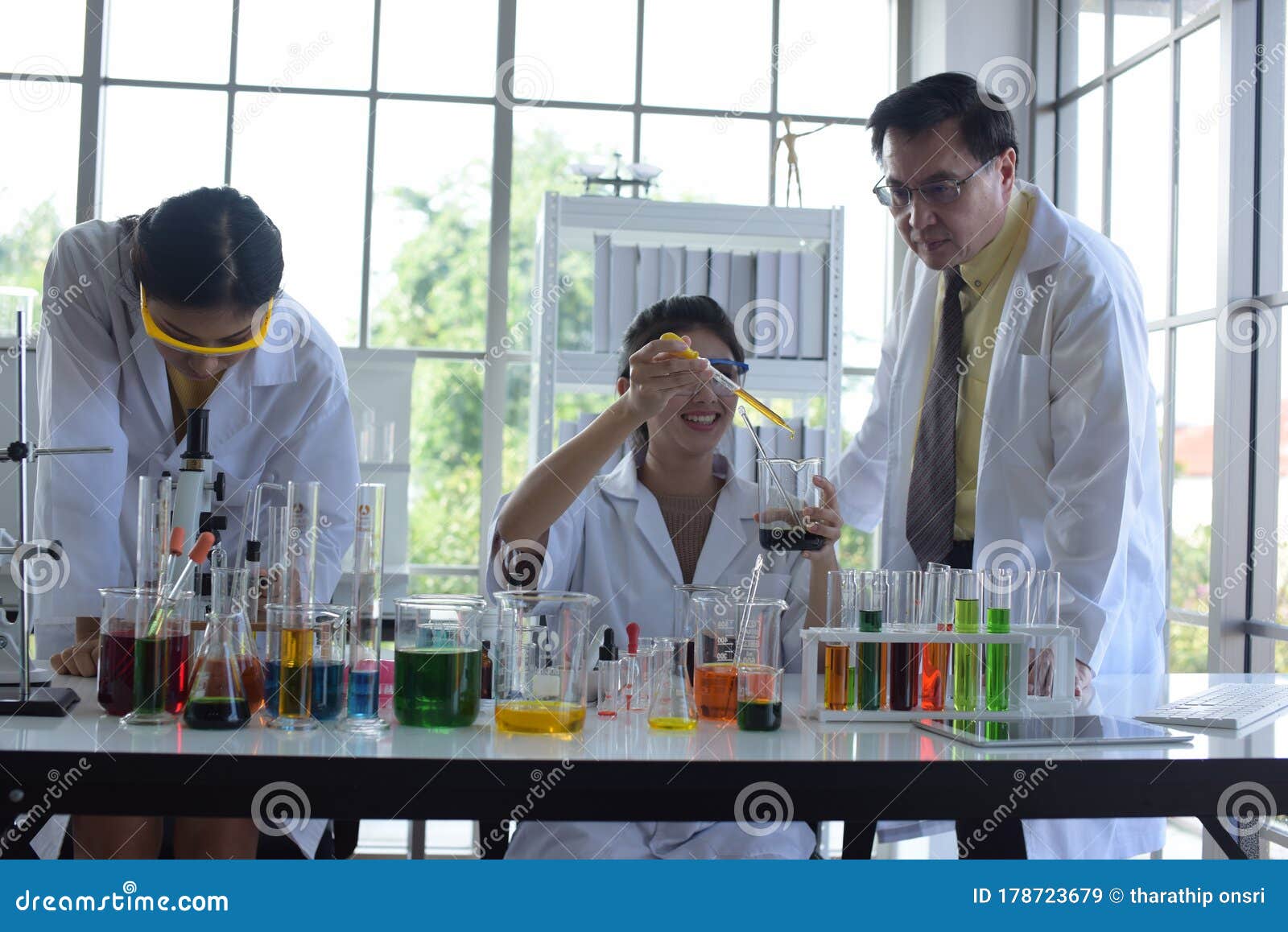 Scientists Working in Laboratory Stock Image - Image of analysis ...