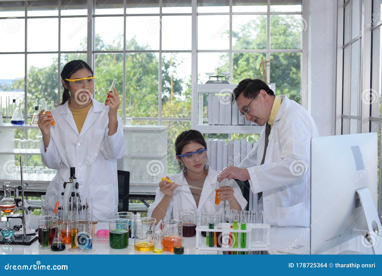 Scientists Working in Laboratory Stock Photo - Image of laboratory ...
