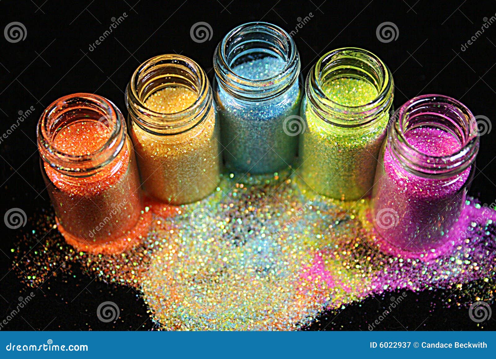 Scintillement image stock. Image du tiret, conteneur, effervescence ...