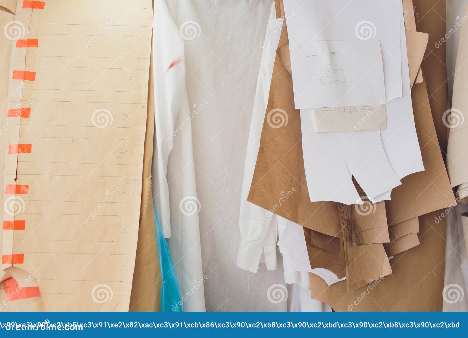 Scissors Logos Stock Photos - Free & Royalty-Free Stock Photos from ...