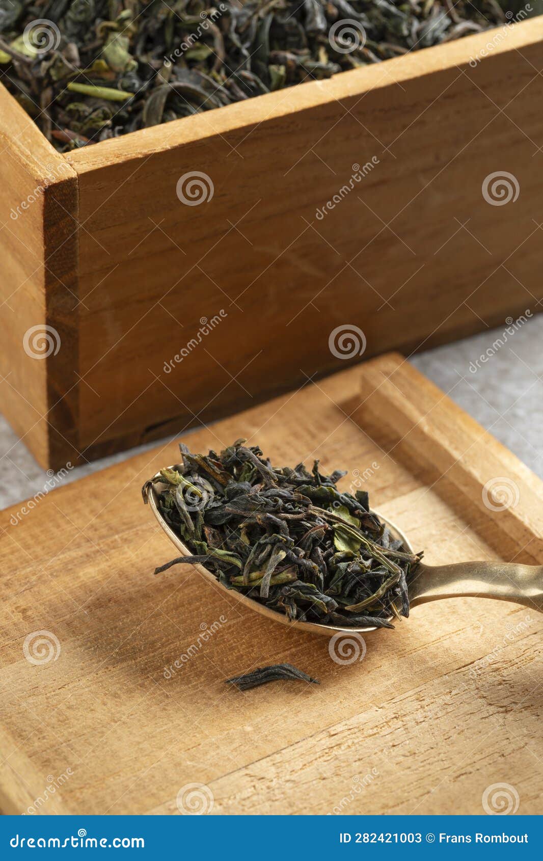 Scoop with with Indian Balasun First Flush Dried Tea Close Up Stock ...