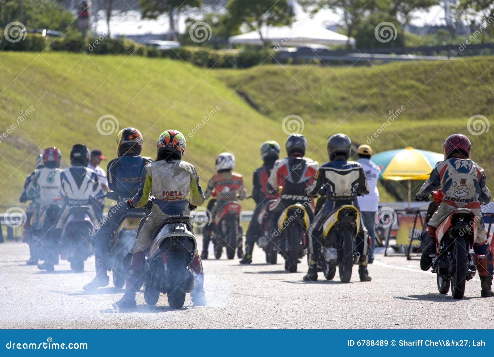 Scooter Prix Starting Grid editorial stock image. Image of start - 6788489