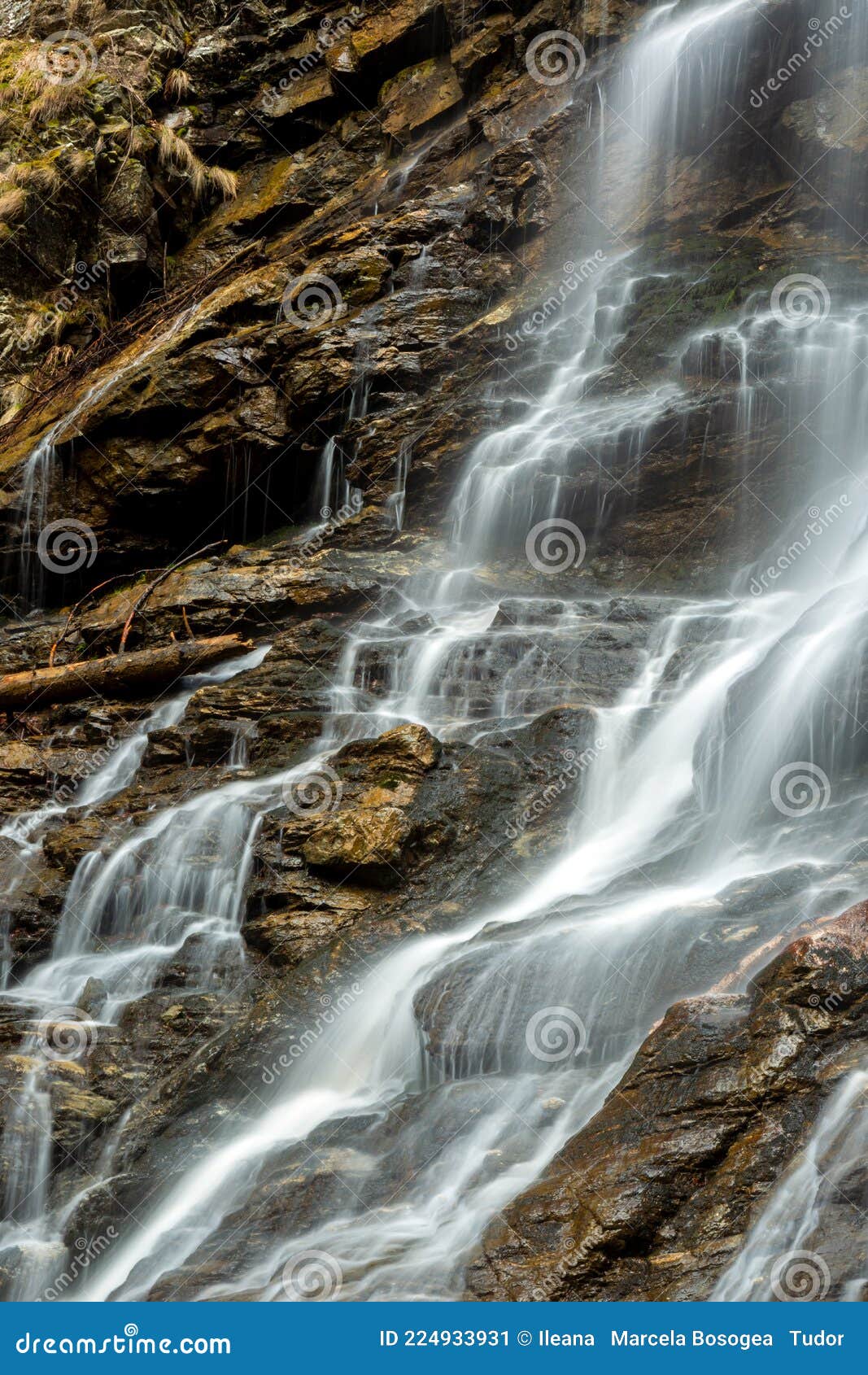 Scorus waterfall, Romania stock image. Image of fall - 224933931