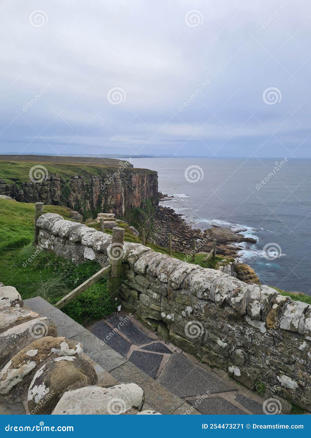 Scotland Highlands Countryside Stock Image - Image of ruins, cliff ...