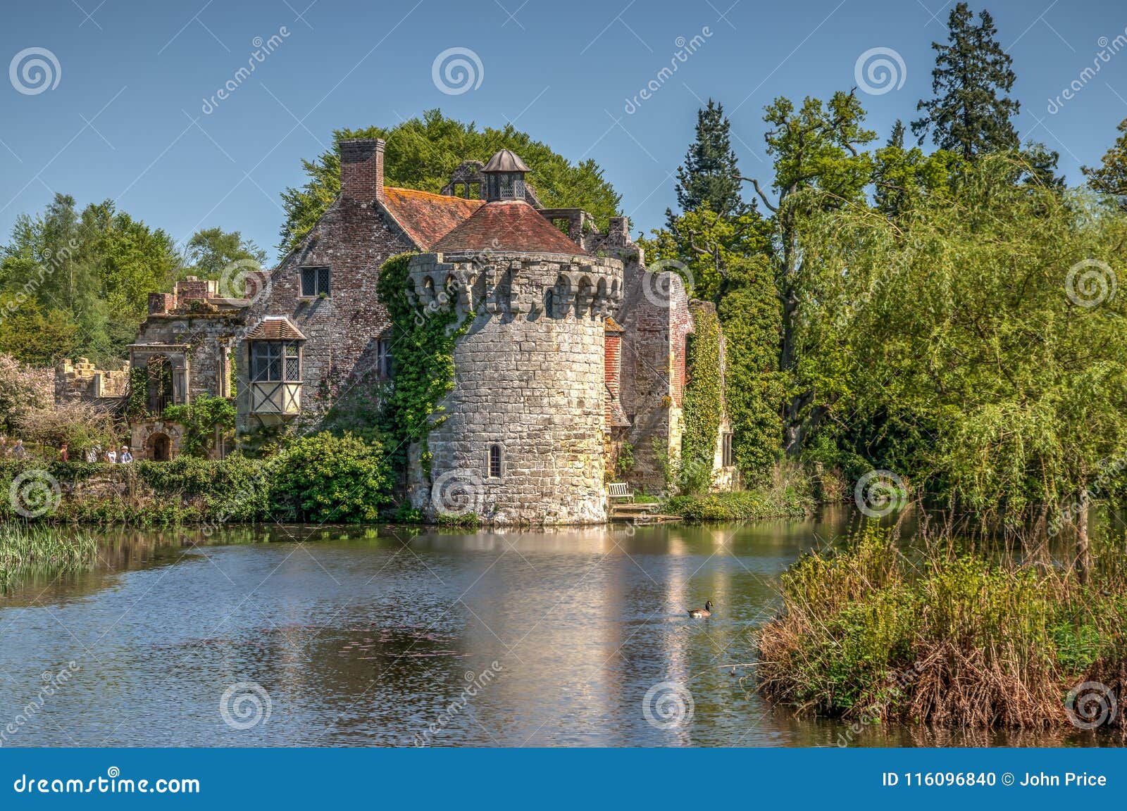 Scotney Castle Tower Centered with Moat Editorial Image - Image of ...