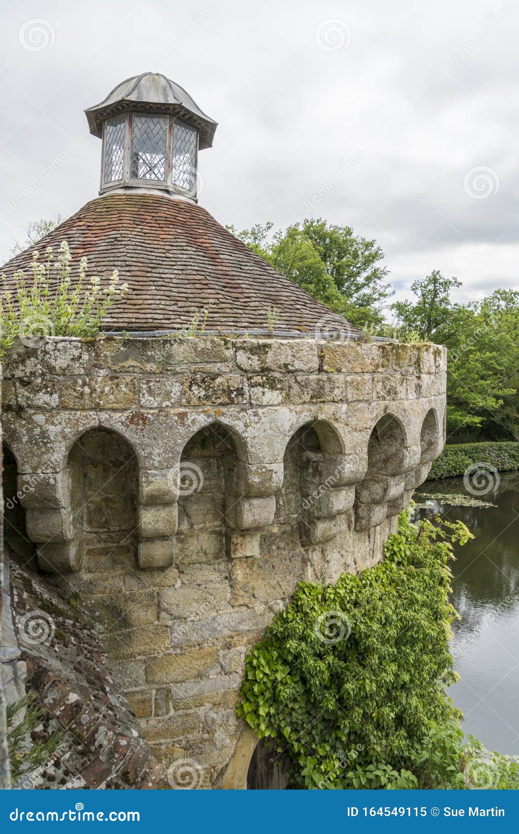 Scotney Castle Stock Photo | CartoonDealer.com #6793164