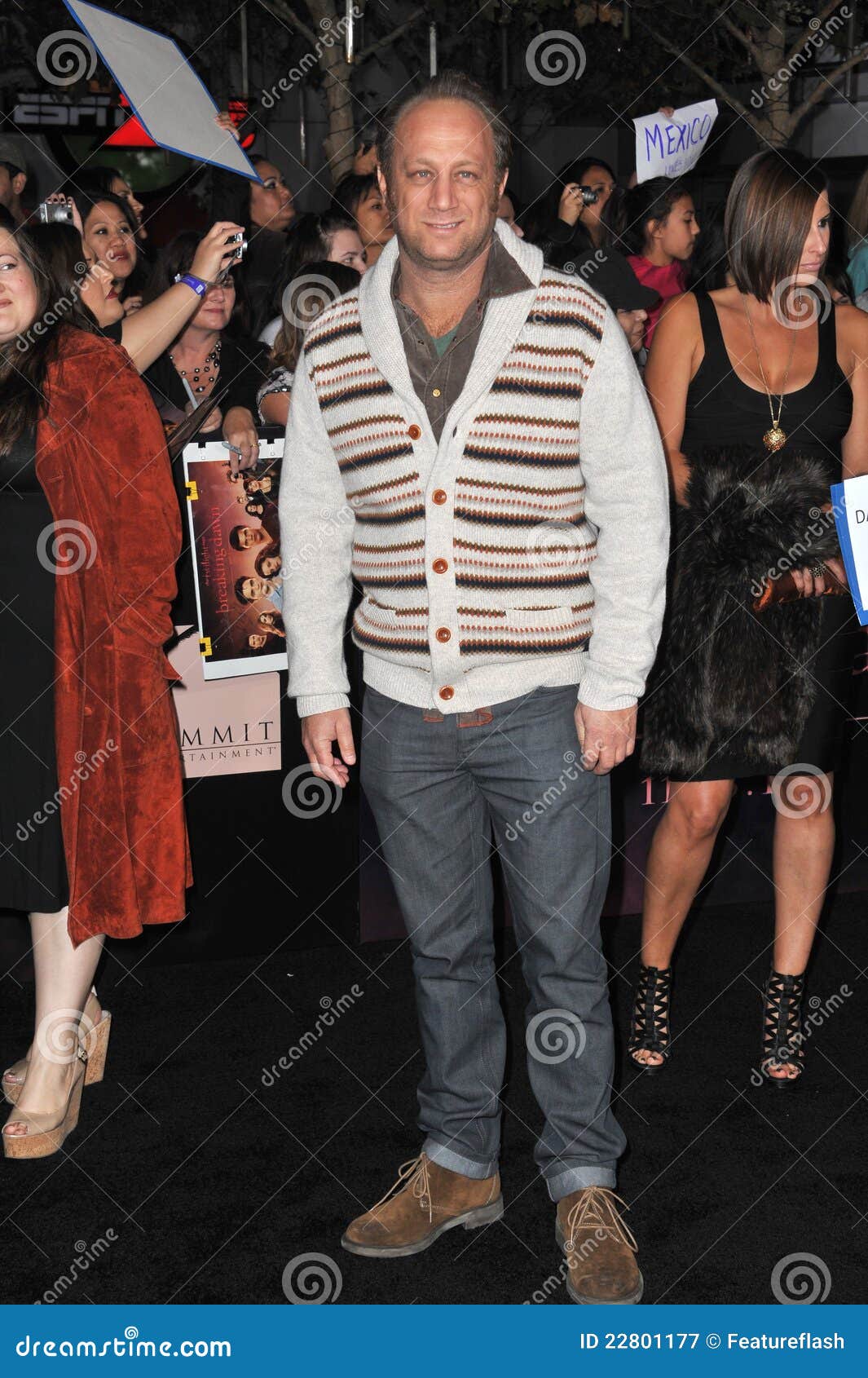 Scott Krinsky, editorial photography. Image of dawn, paul - 22801177