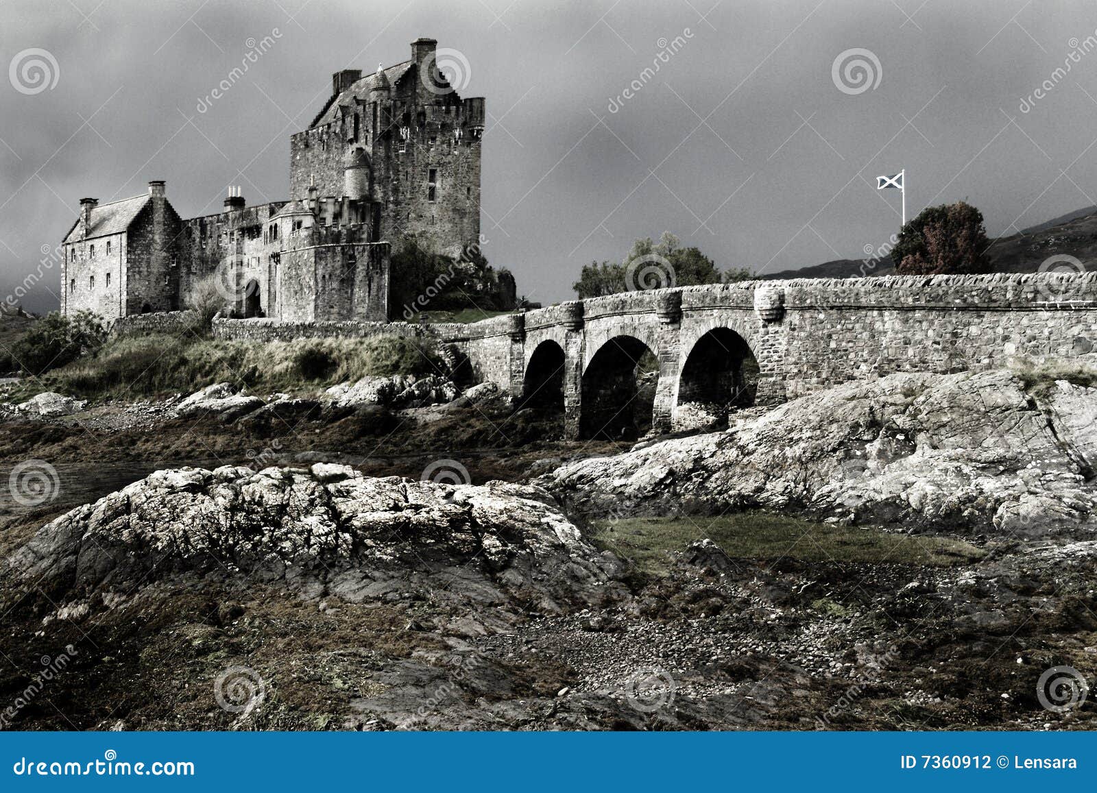 Scottish Castle in Highlands Stock Photo - Image of castle, landmark ...