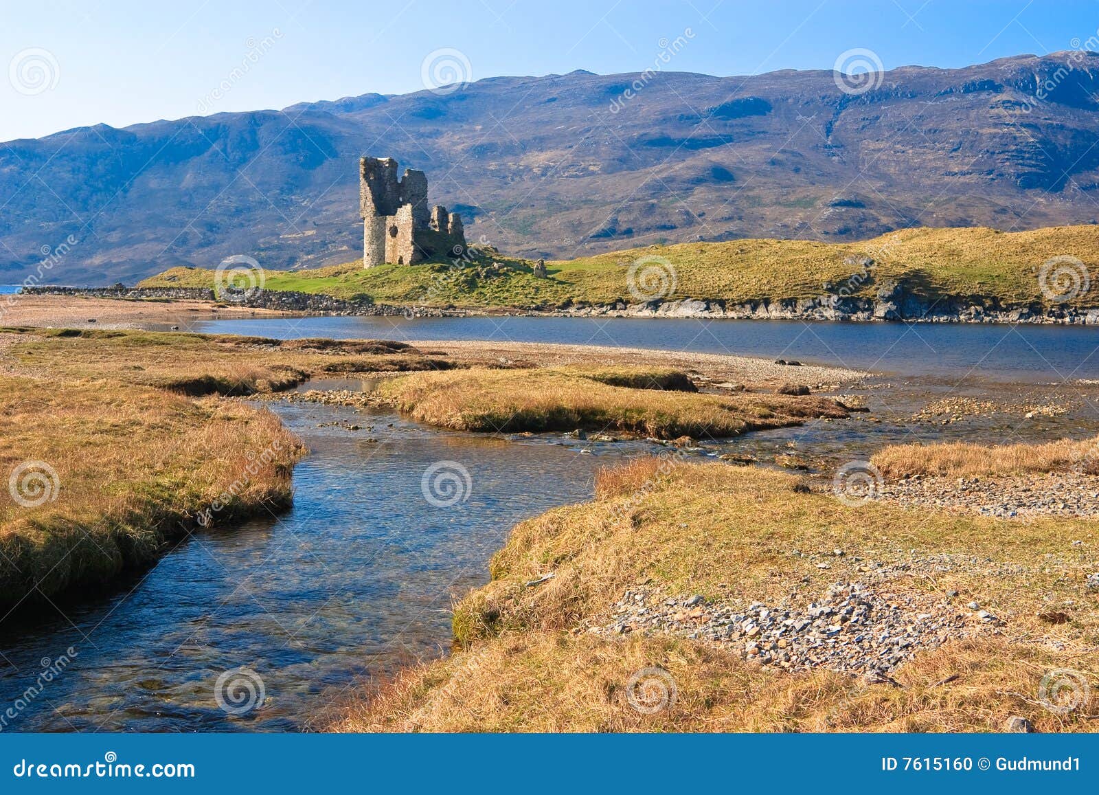 Scottish Castle Ruin stock photo. Image of fortress, countryside - 7615160