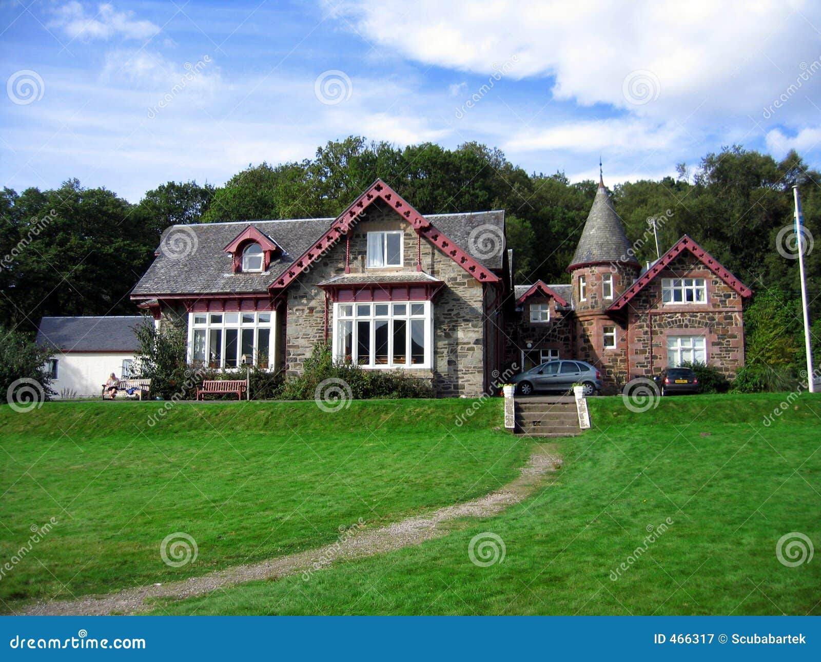 Scottish cottage stock image. Image of rural, garden, cabin - 466317