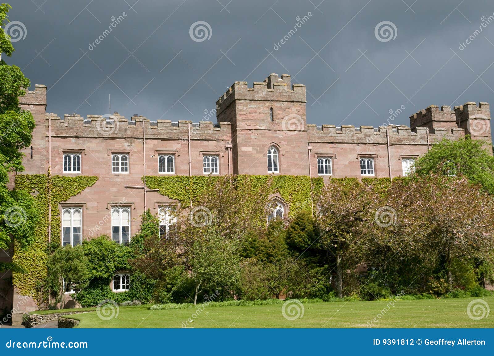The scottish palace stock photo. Image of history, travel - 9391812