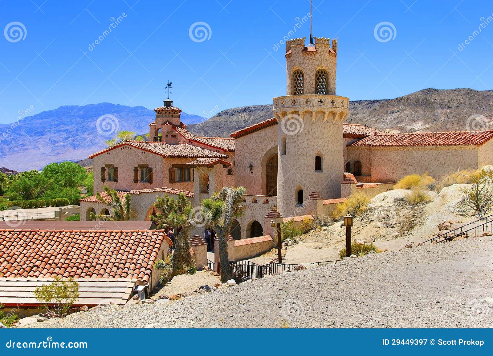 Scotty S Castle at Death Valley Stock Image - Image of spanish, tower ...