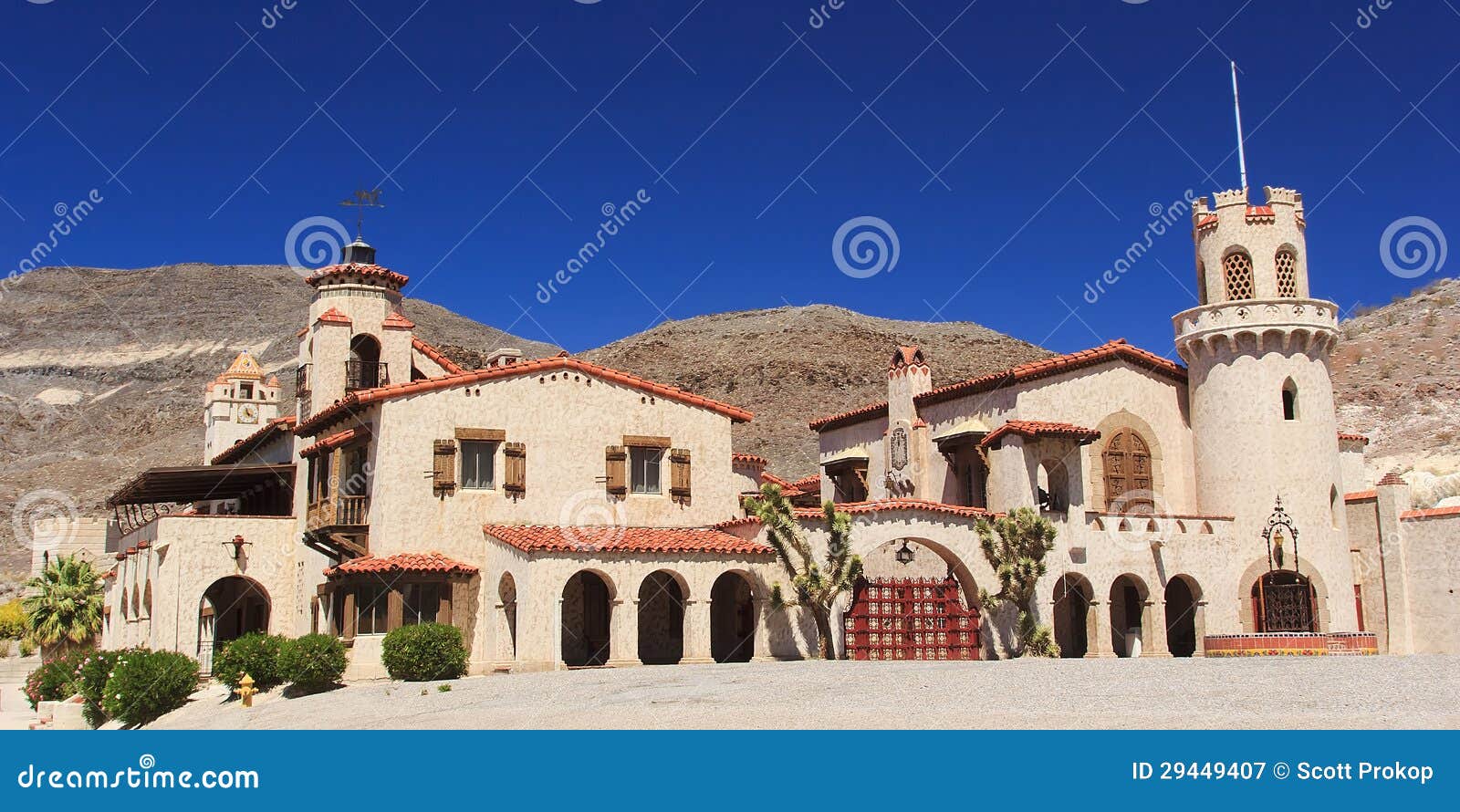 Scotty S Castle at Death Valley Stock Image - Image of tourism ...