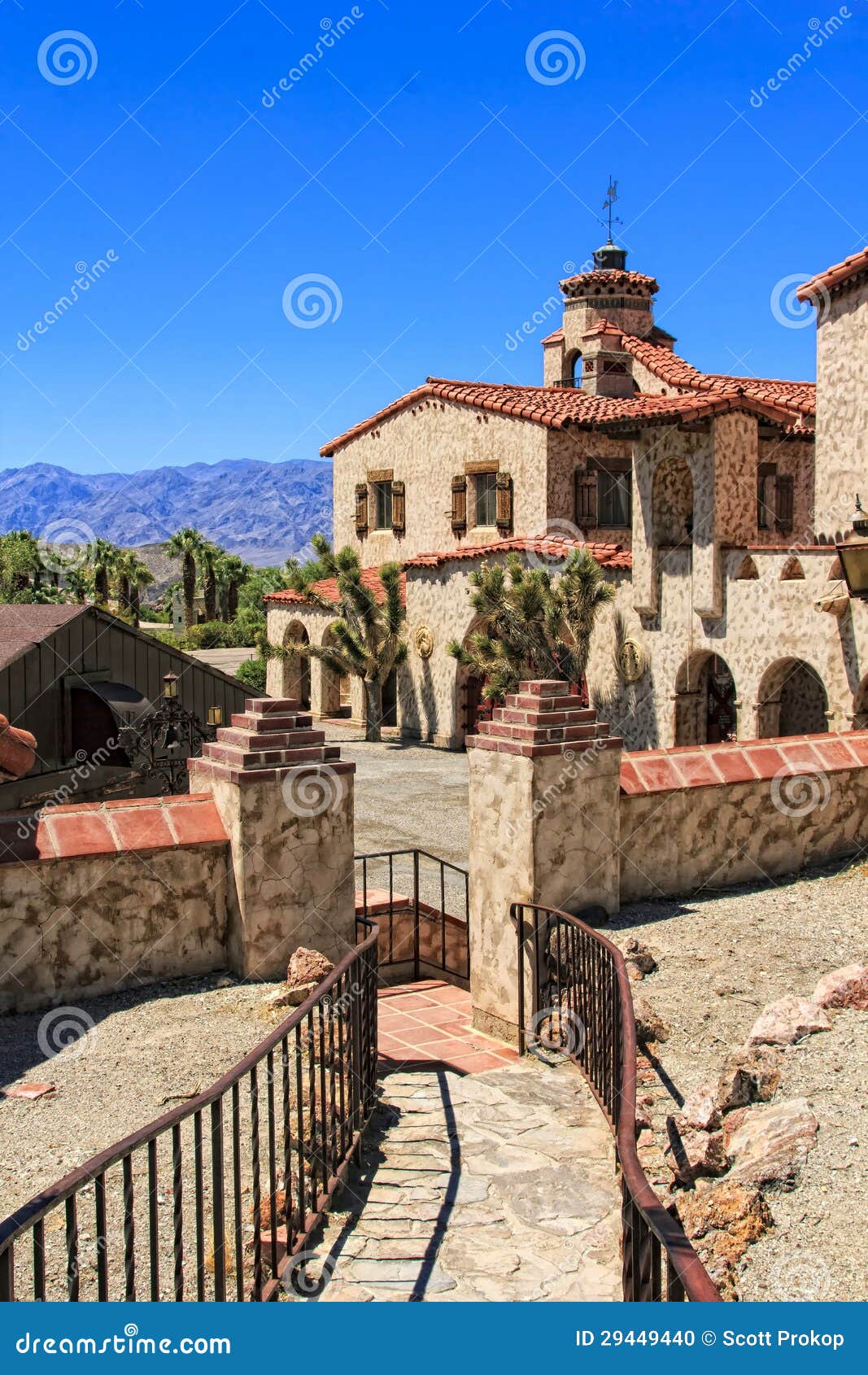 Scotty S Castle at Death Valley Stock Photo - Image of park, castle ...