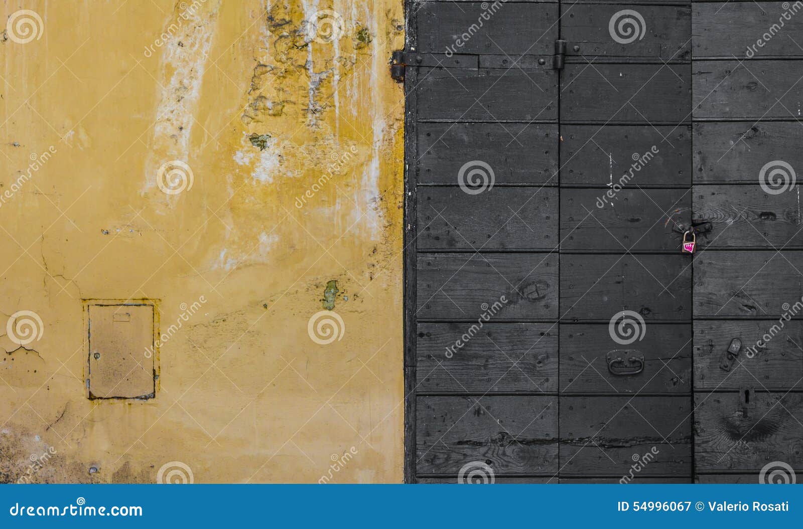 Scraped Wall and a Wooden Door Stock Image - Image of detail, grain ...