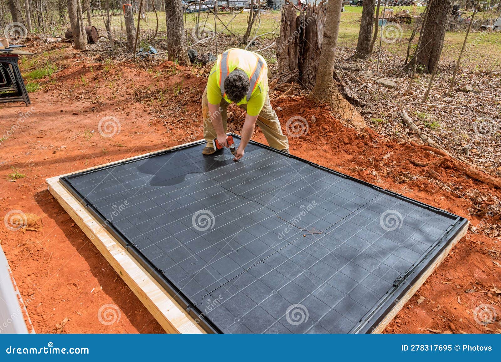 Screwing Plastic Base Platform is an Important Step in Assembling the ...