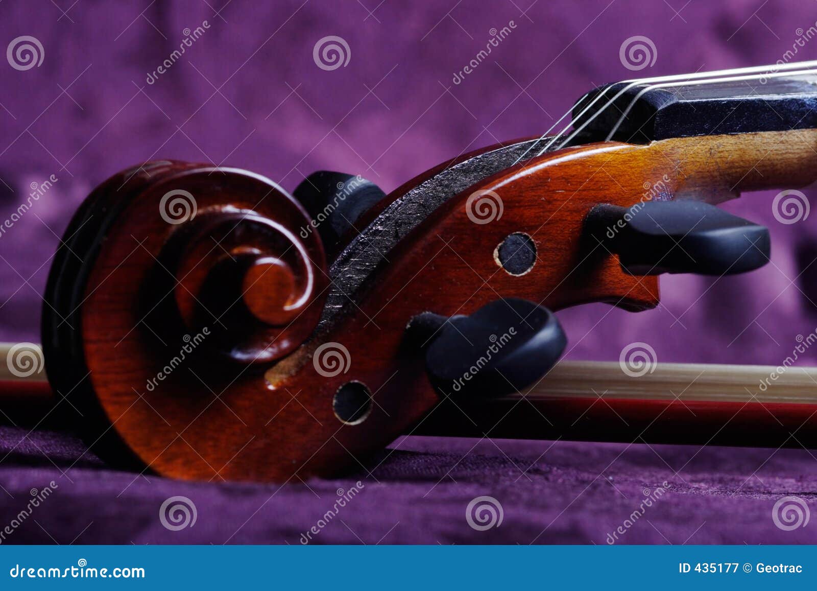 Scroll of the violin stock image. Image of instrument, play - 435177