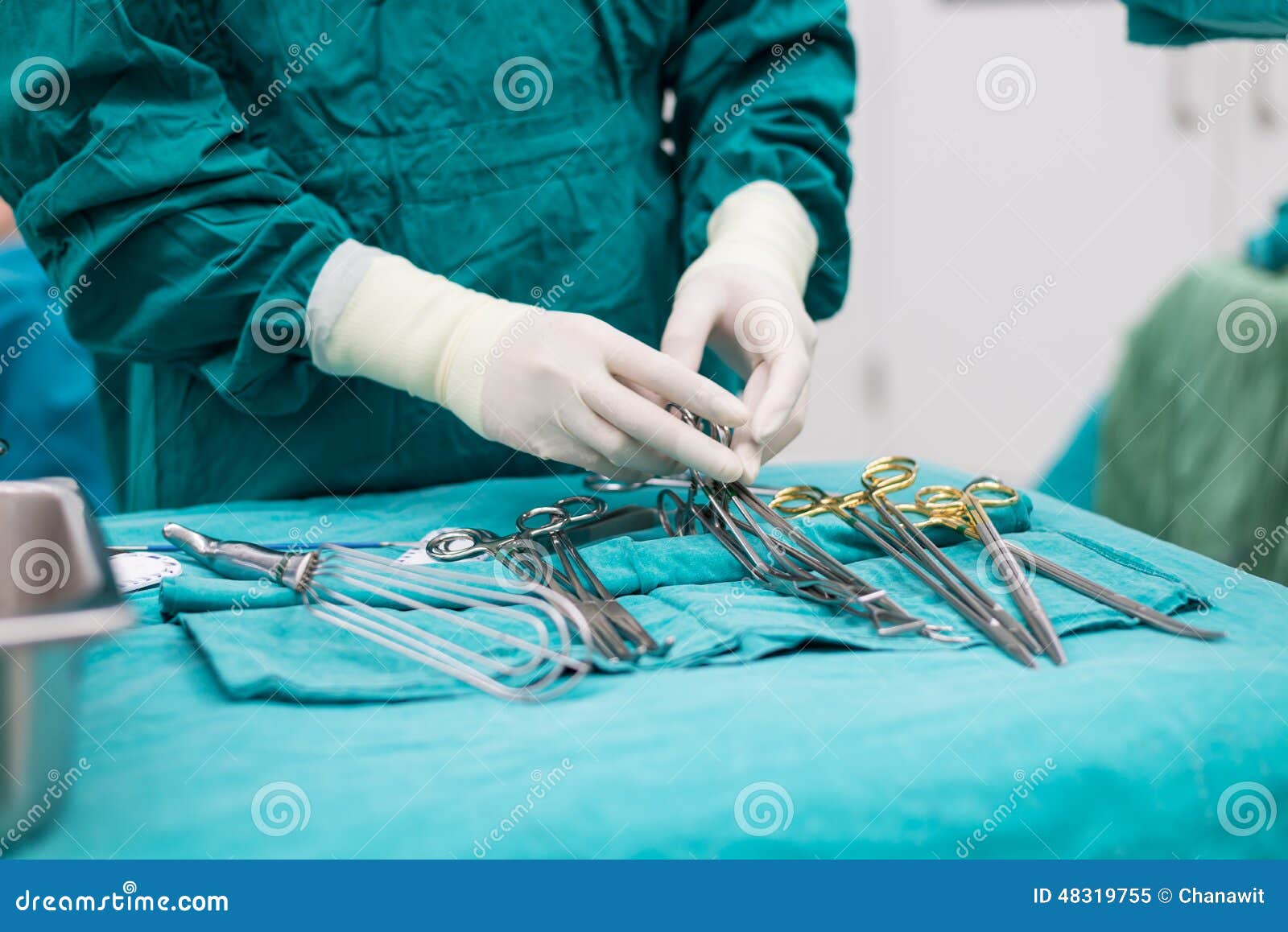 Scrub Nurse Prepare Medical Instruments for Surgery Stock Image - Image ...
