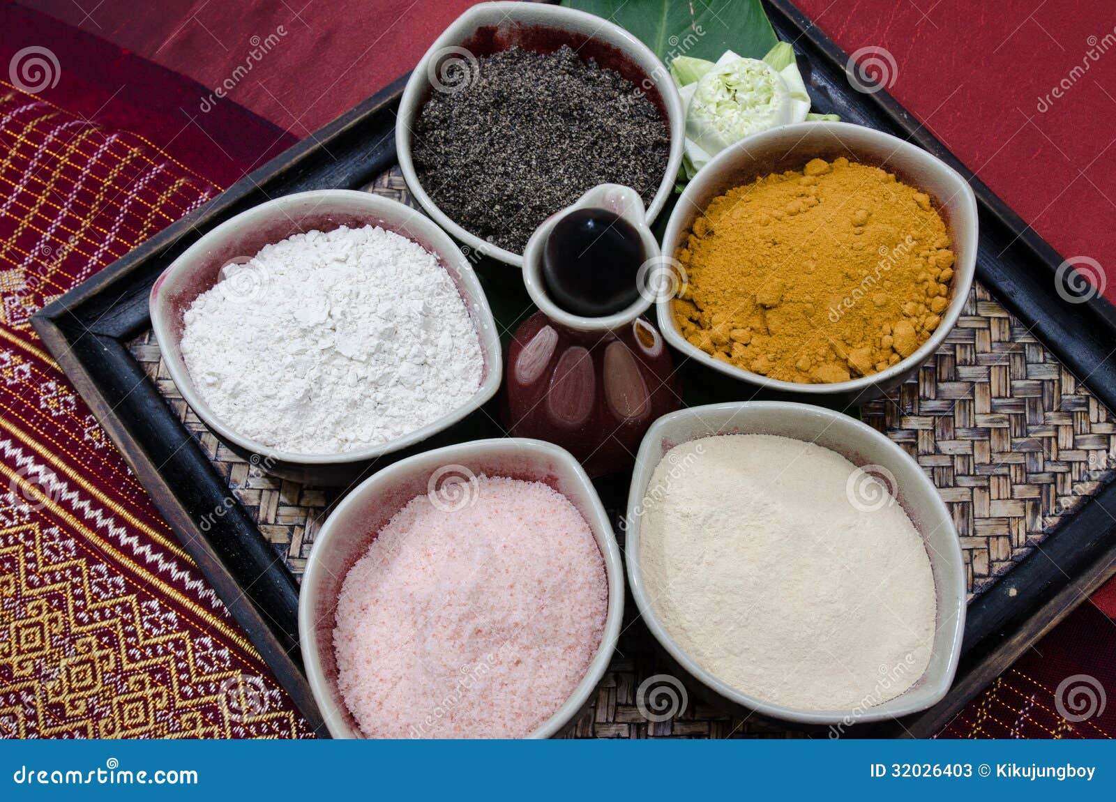 Scrubb Powder for Spa Massage Stock Image - Image of tray, scent: 32026403