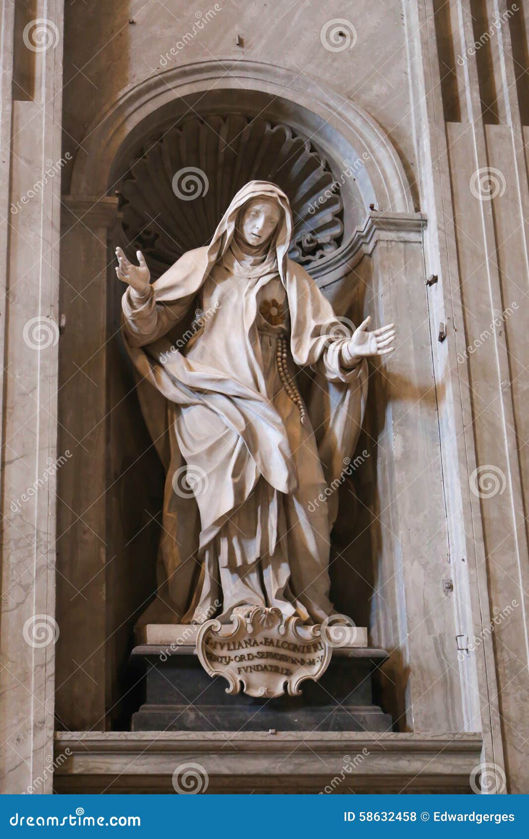 Sculpture Basilica - Vatican, Italy Editorial Stock Photo - Image of ...