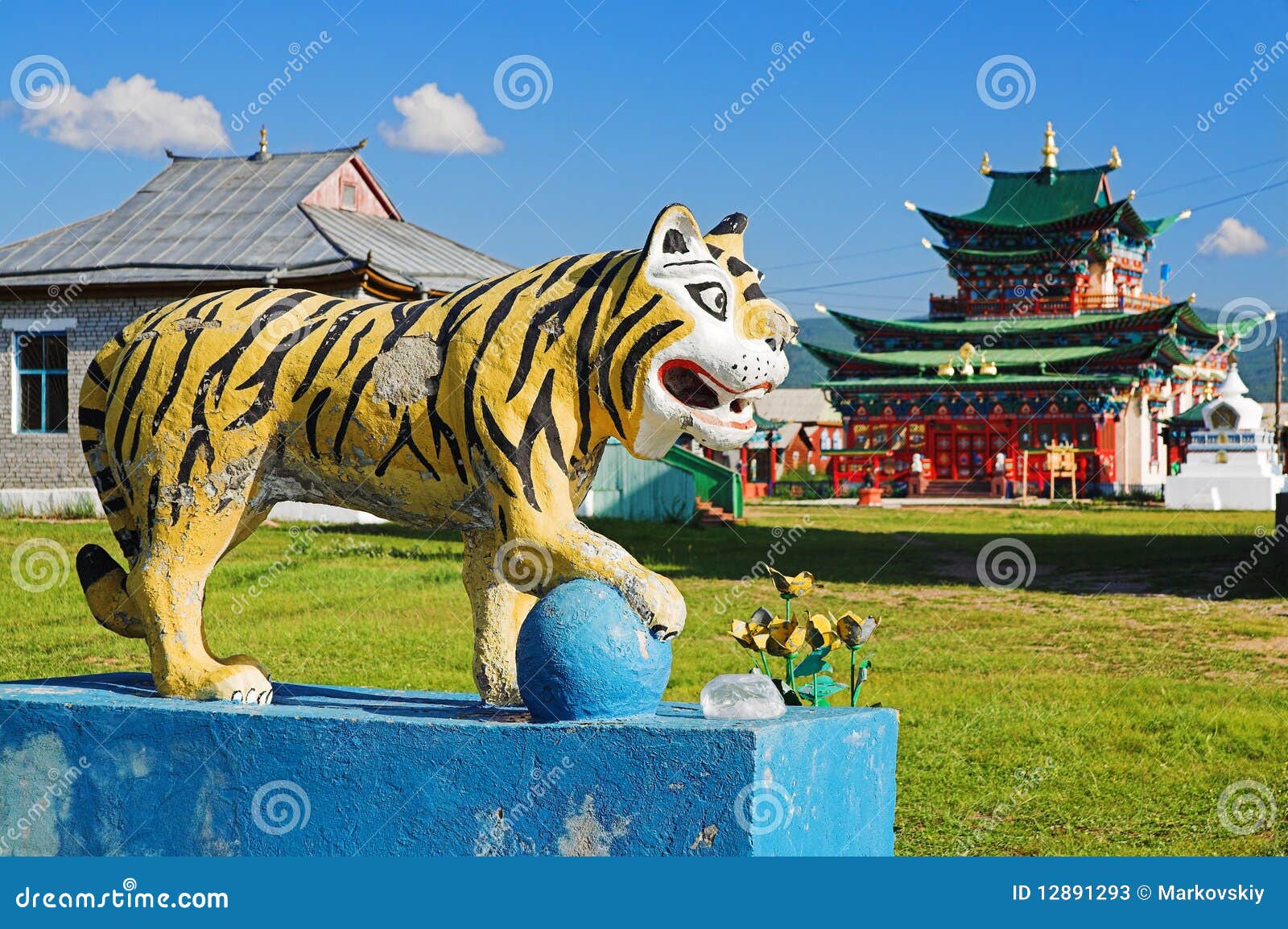 Sculpture of Buddhist Tiger Stock Image - Image of monastery, siberia ...