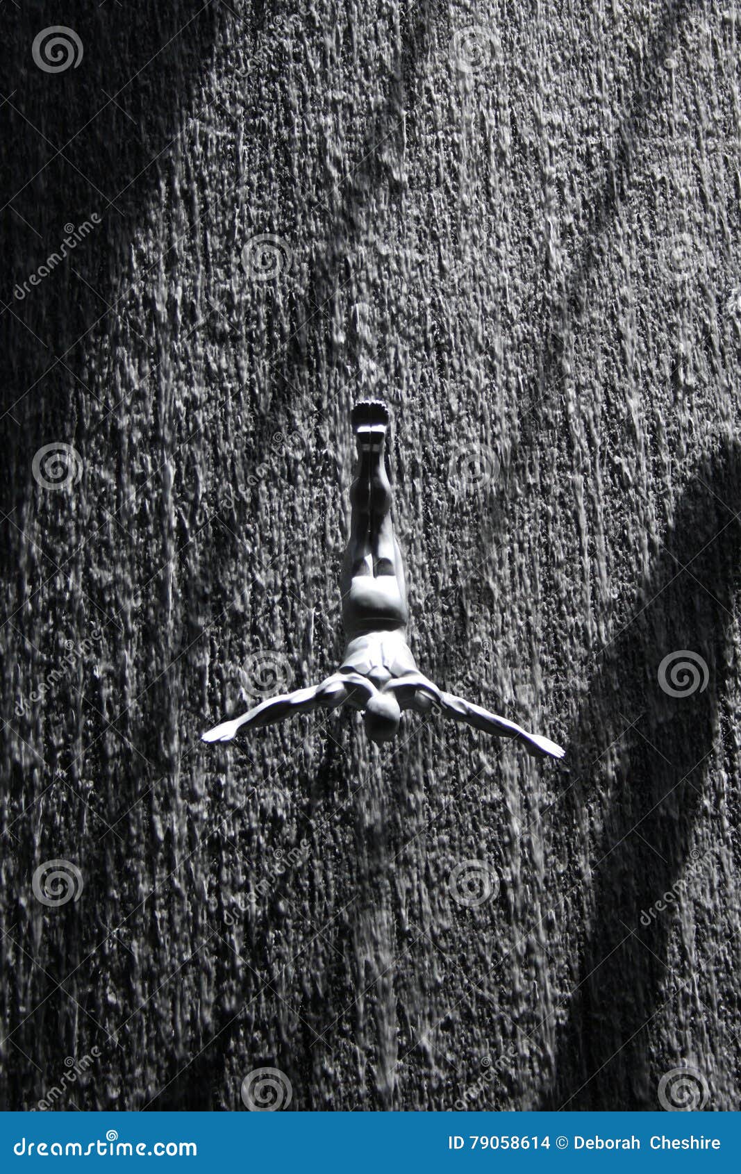 Sculpture of diving man editorial stock image. Image of diving - 79058614