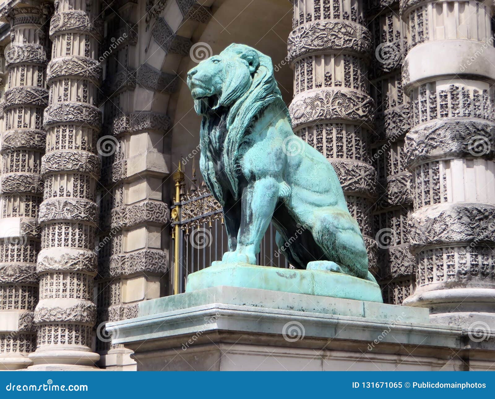 Sculpture, Landmark, Statue, Monument Picture. Image: 131671065