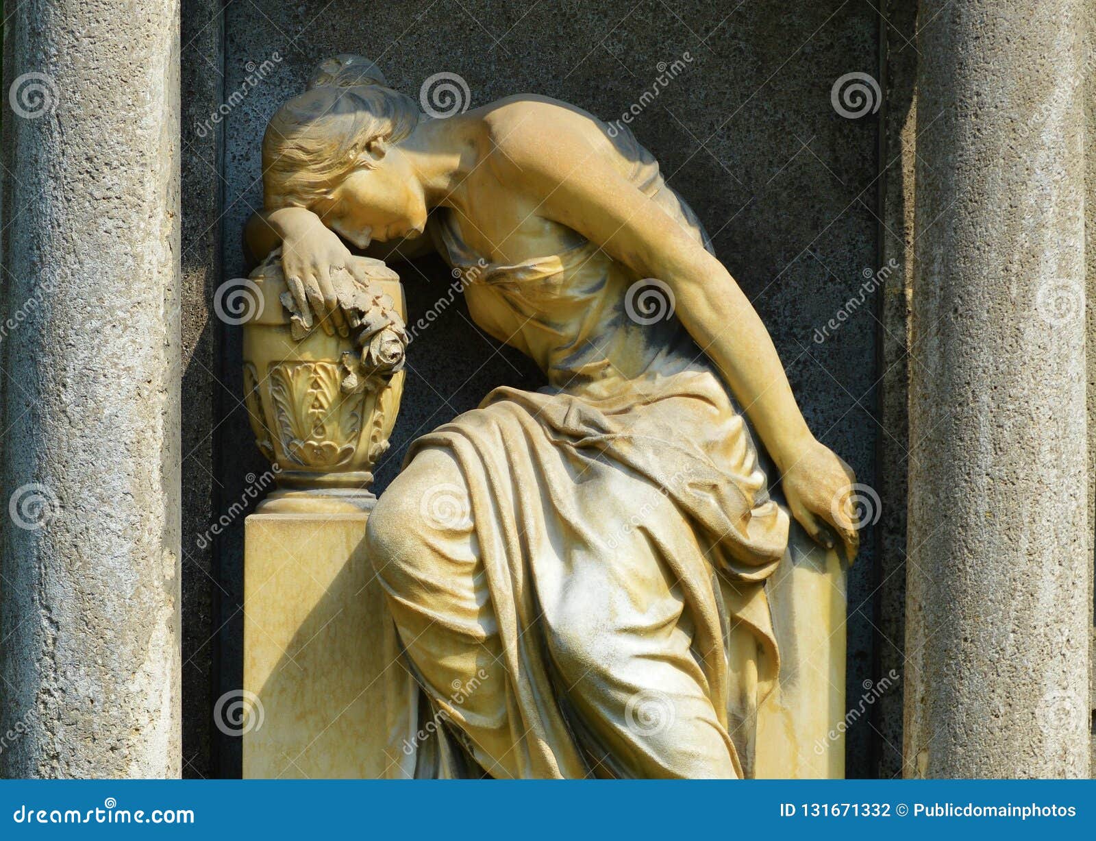 Sculpture, Statue, Classical Sculpture, Carving Picture. Image: 131671332