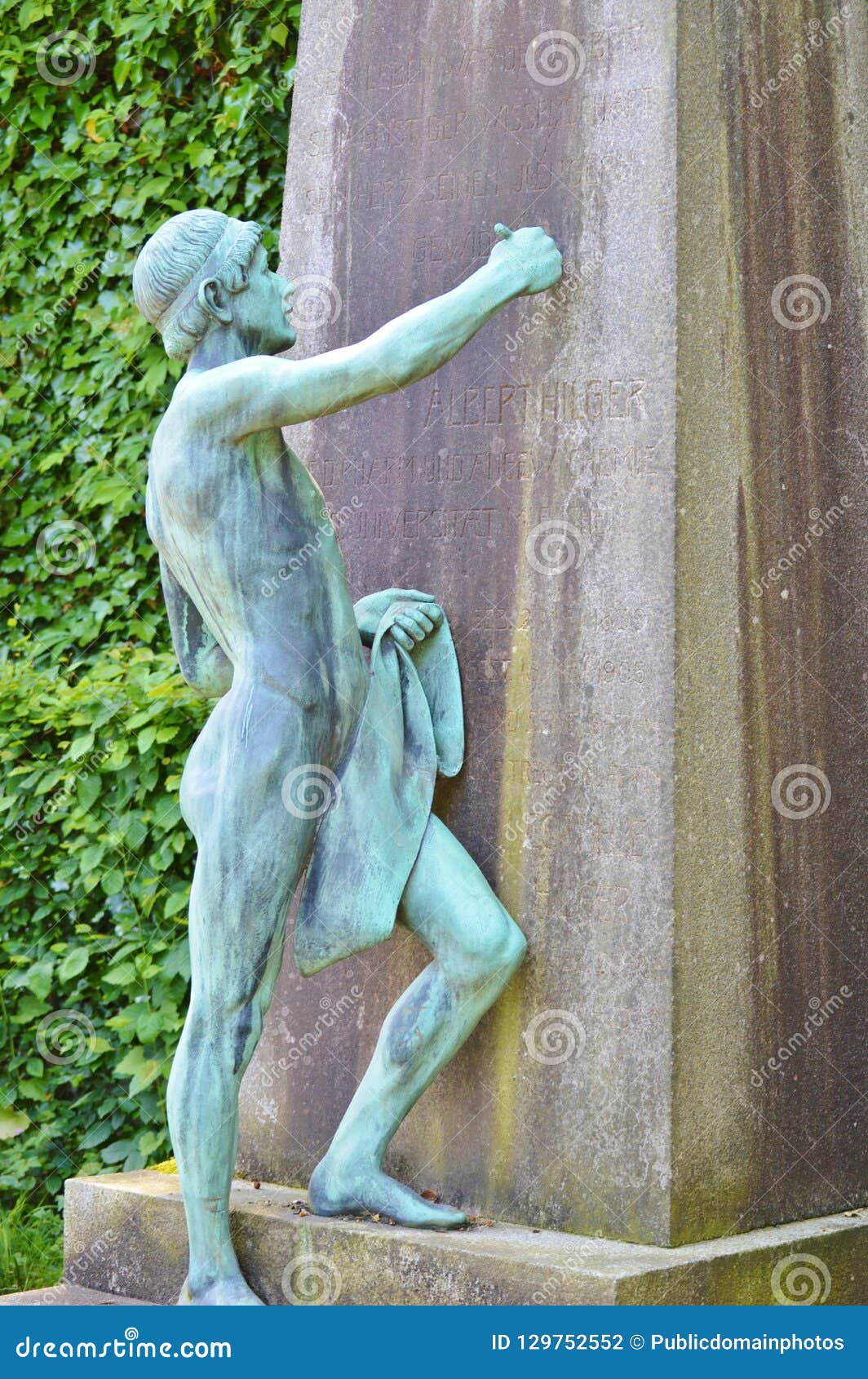 Sculpture, Statue, Classical Sculpture, Monument Picture. Image: 129752552