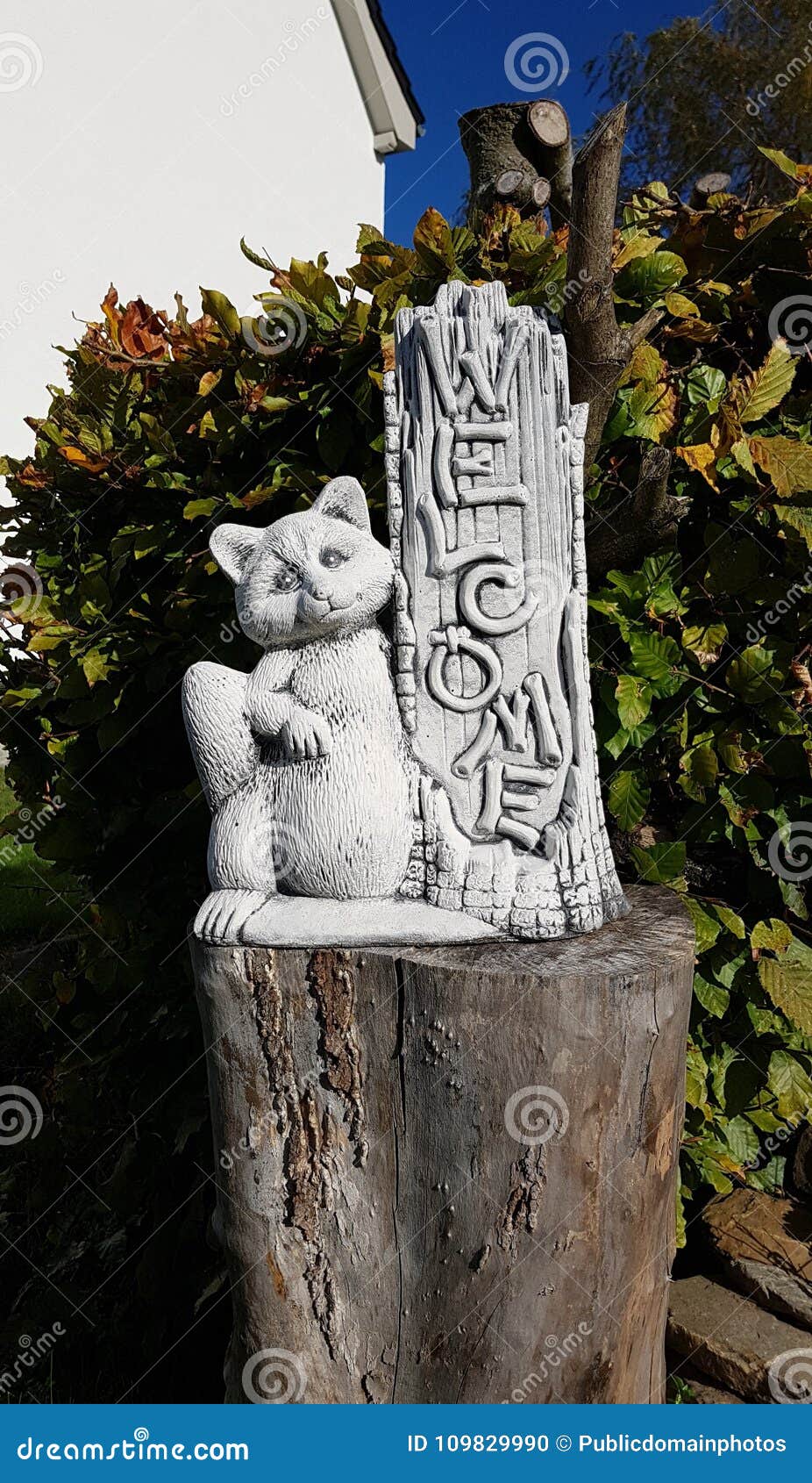 Sculpture, Statue, Tree, Monument Picture. Image: 109829990