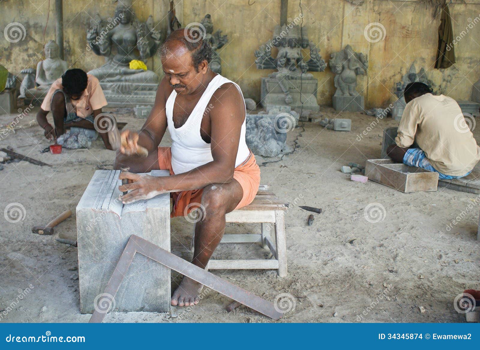 Sculpture workshop India editorial stock image. Image of arts - 34345874