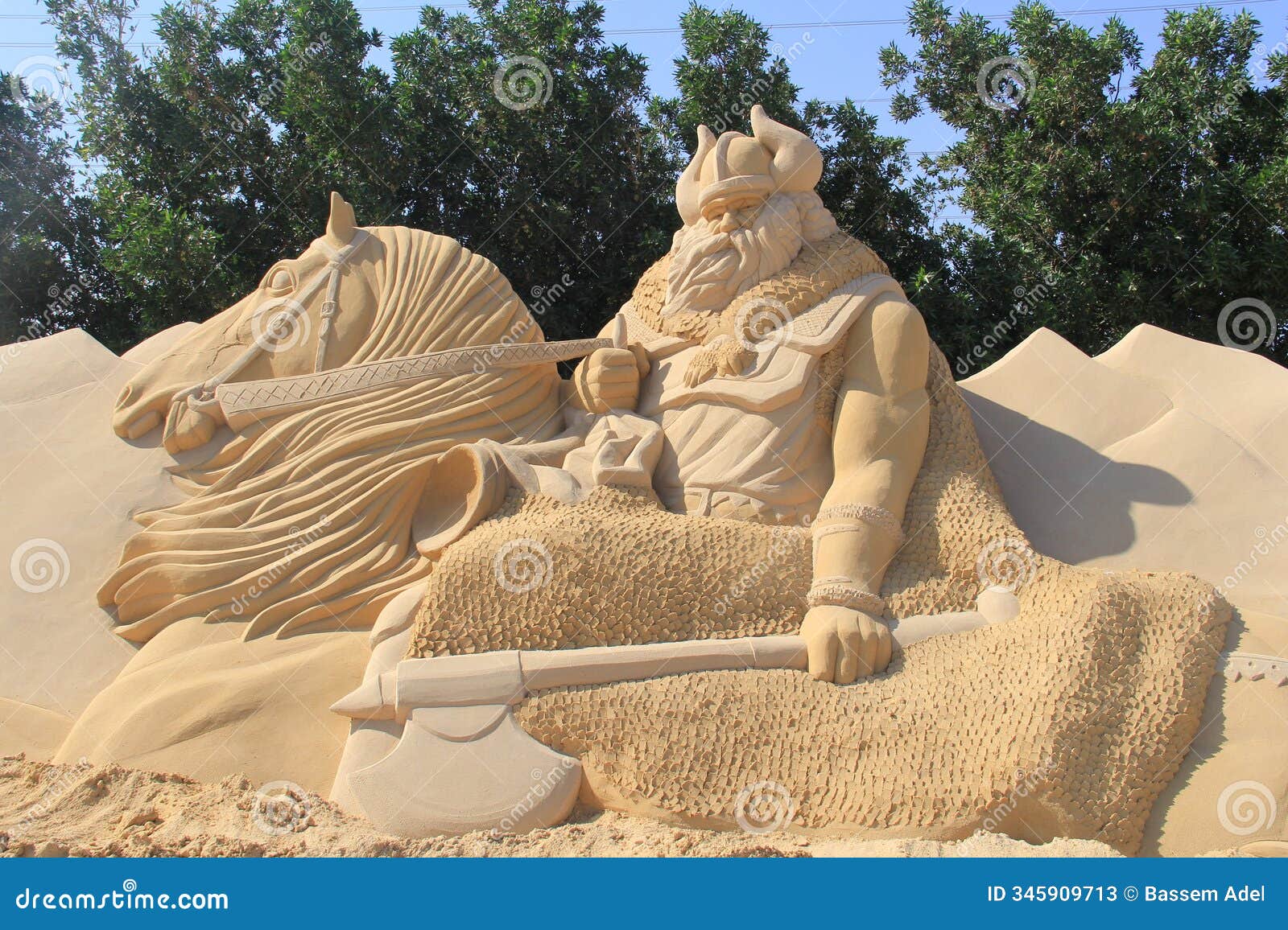 Sculptures Made of Sand for Famous Historical and Ancient Figures ...