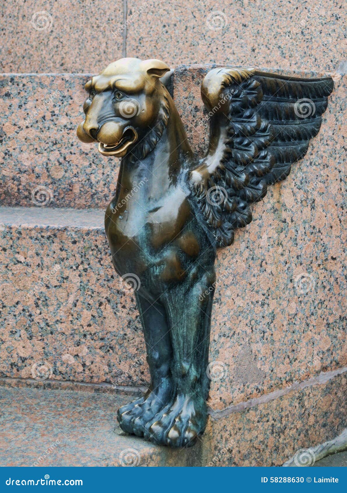 Scultura del grifone fotografia stock. Immagine di coltura - 58288630