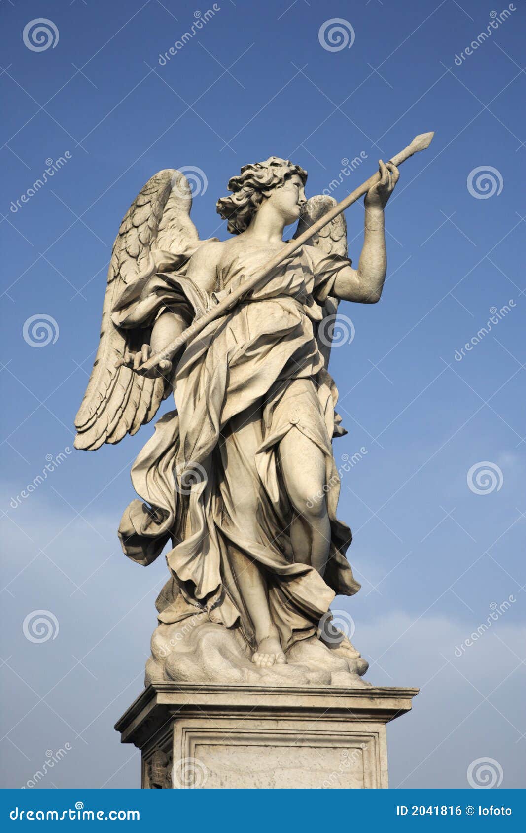 Scultura Di Angelo a Roma, Italia. Fotografia Stock - Immagine di ...
