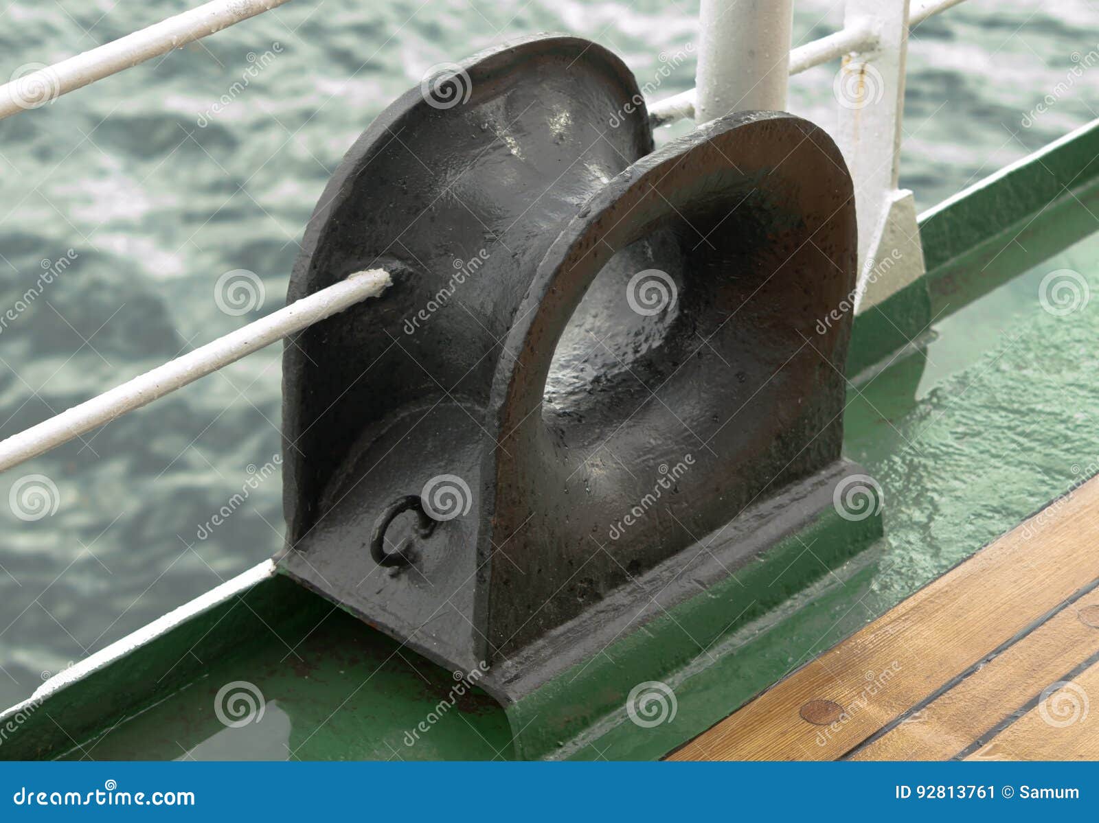 Scupper στοκ εικόνα. εικόνα από ancientness, agedness - 92813761