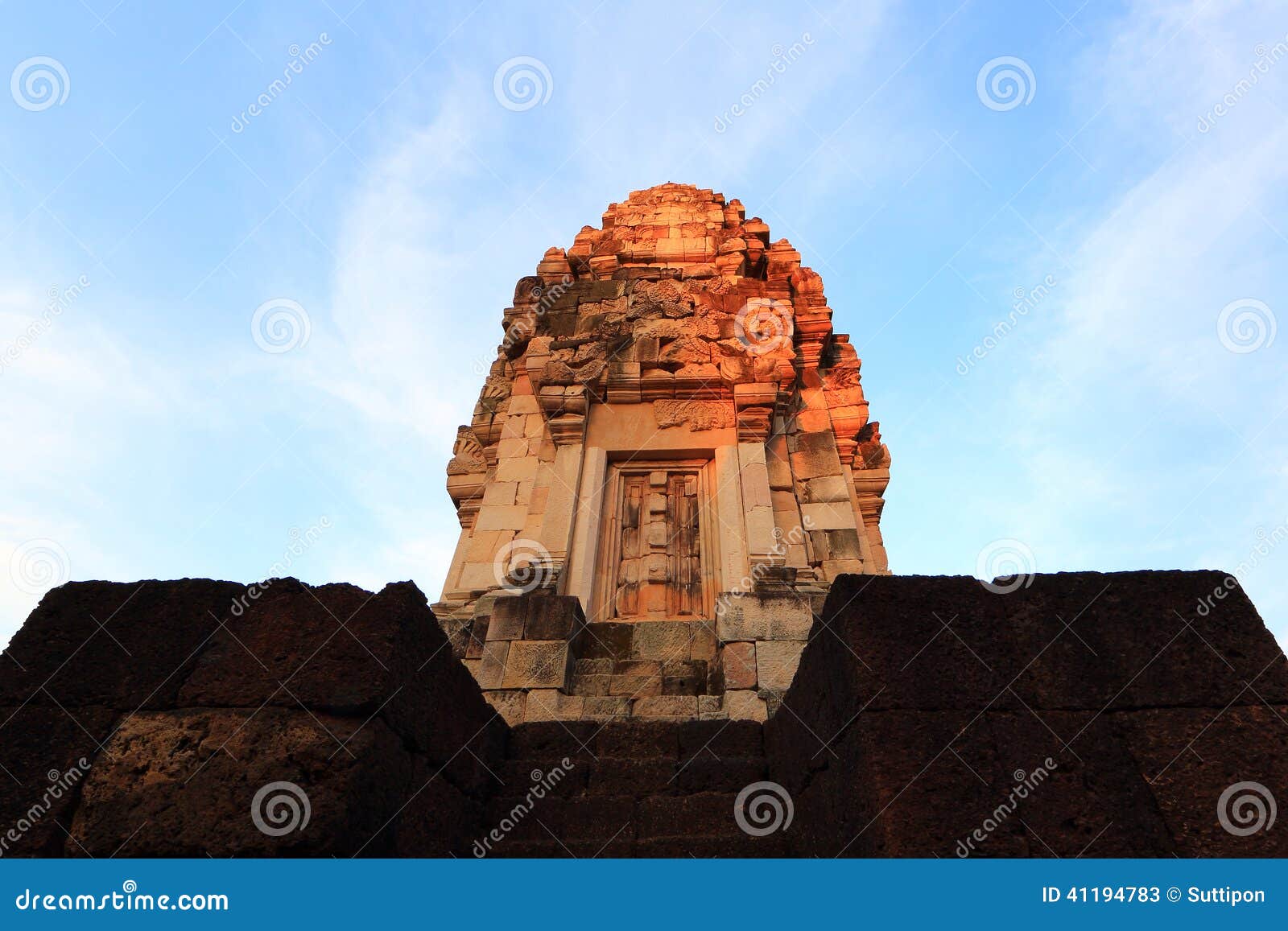 Sdok Kok Thom, Temple De Khmer Image stock - Image du extérieur, grès ...