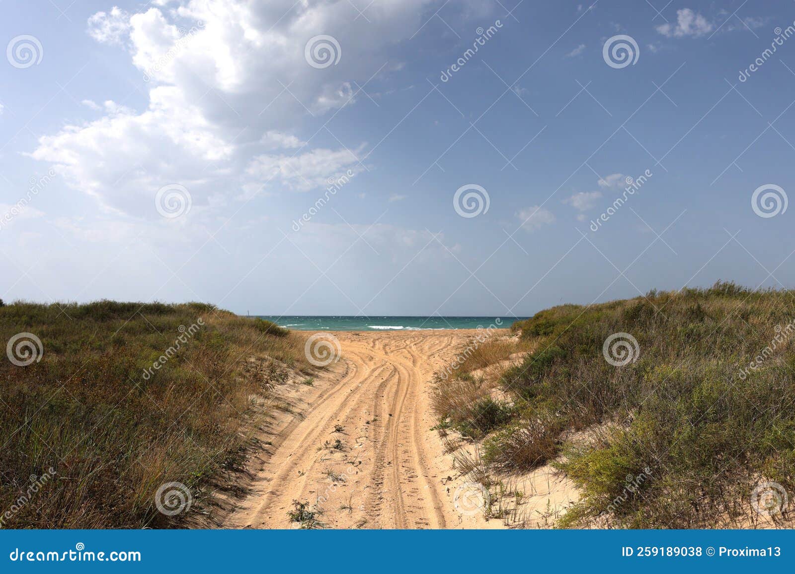 Sea Access To the Beach. Wide Access To the Beach with Sand and Grass ...