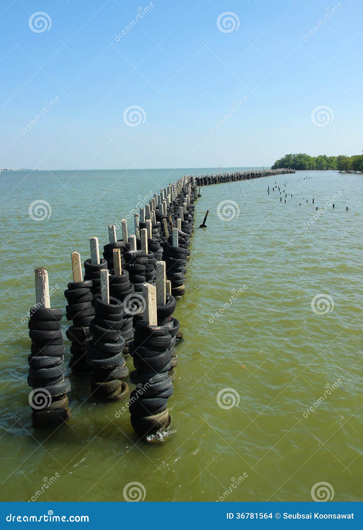 Sea and breakwater stock photo. Image of caribbean, landscape - 36781564
