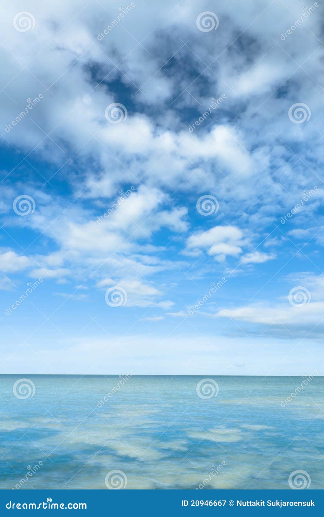 Sea and Bright Sky stock image. Image of color, summer - 20946667
