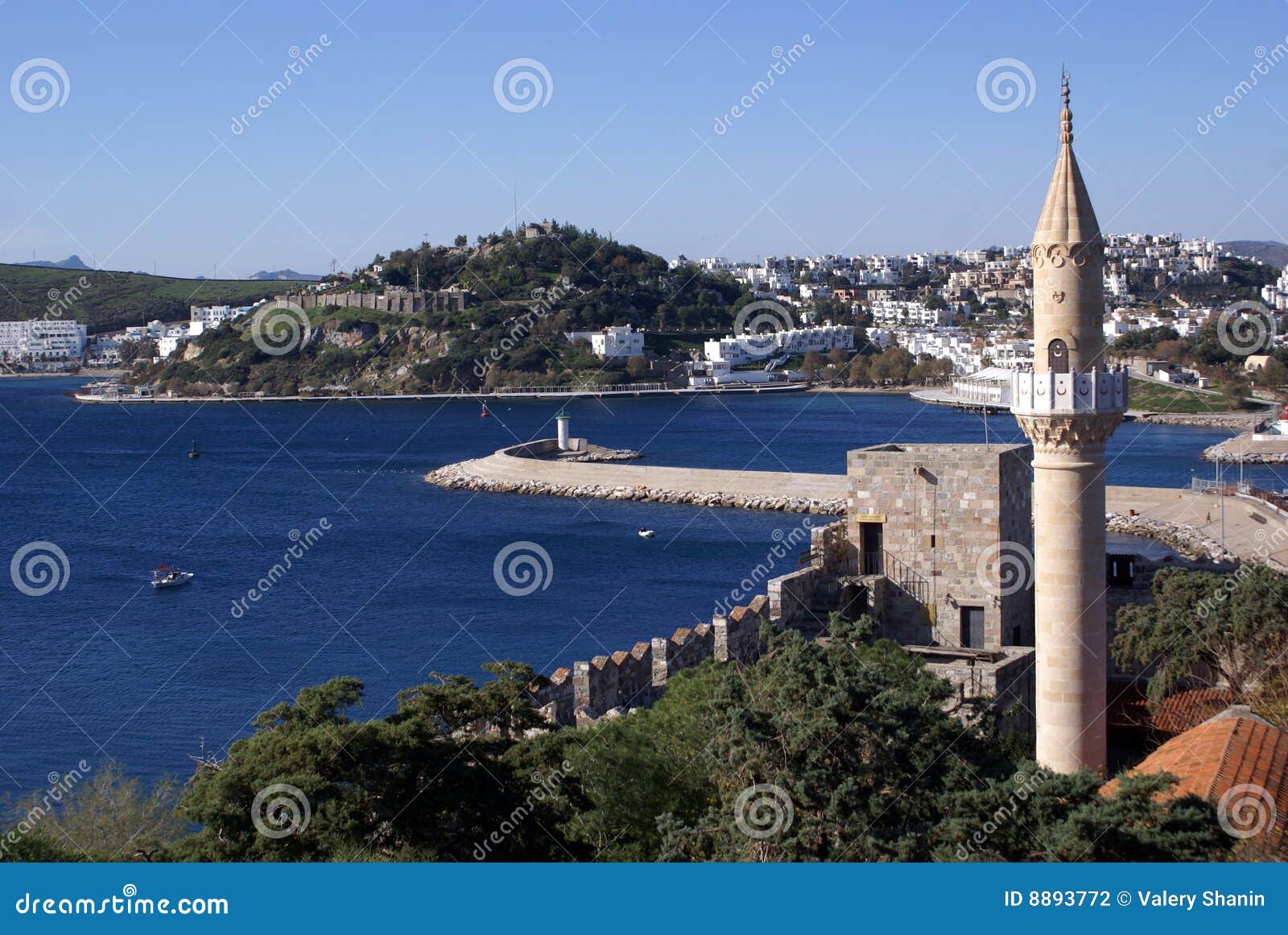 Sea and castle stock photo. Image of east, medieval, architecture - 8893772