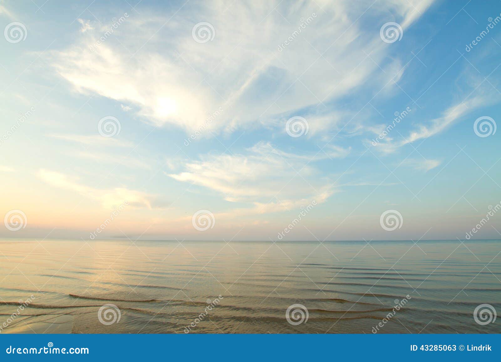 Sea day. stock image. Image of horizon, color, nature - 43285063